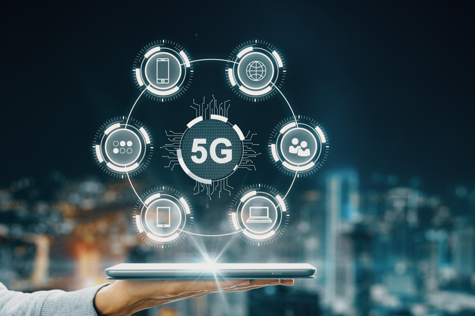 Edge Computing & 5G Integration: Powering Real-Time Digital Transformation Edge Computing & 5G ...